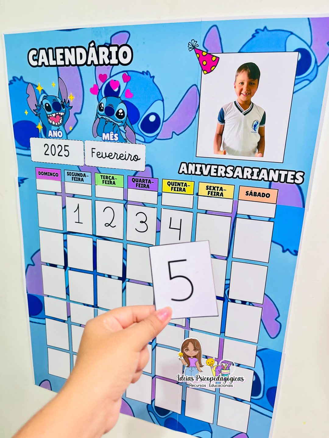 Calendário de Parede do Stitch! 🩵 – Ideias Psicopedagógicas