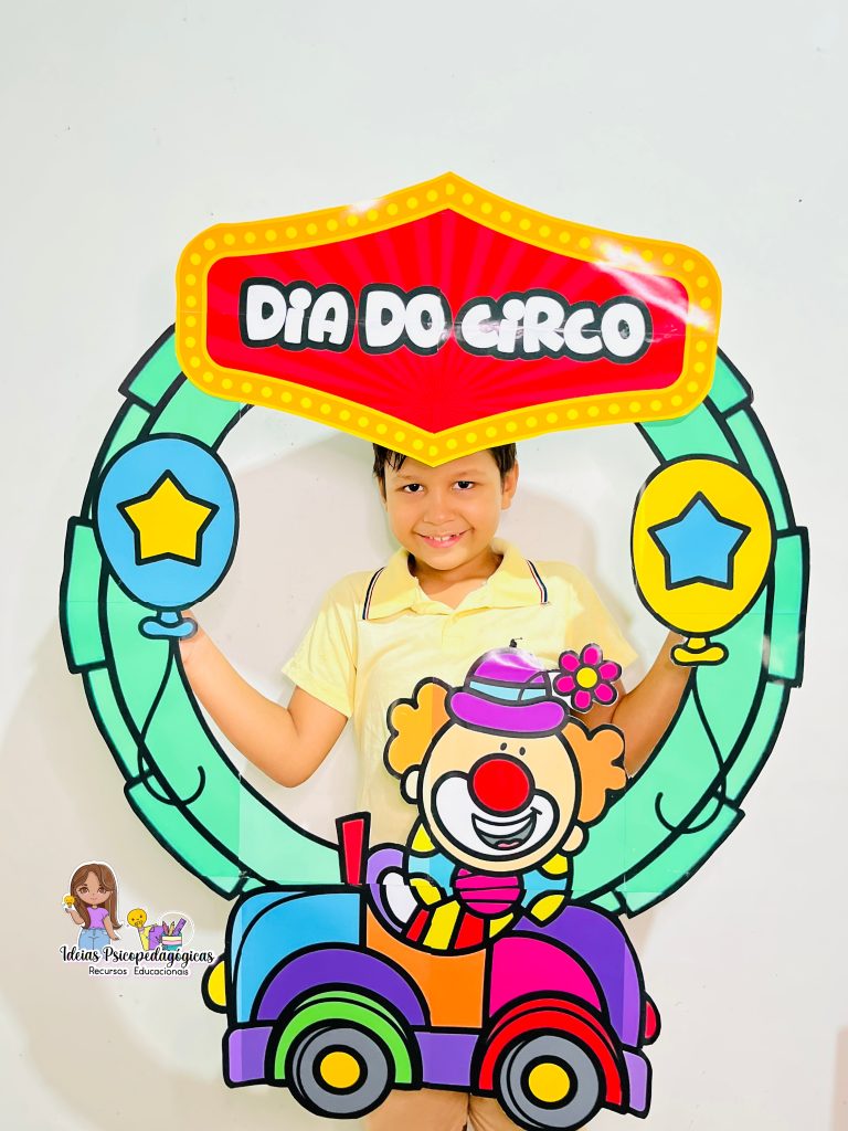 Bambolê para Fotos – Dia do Circo🎪 – Ideias Psicopedagógicas